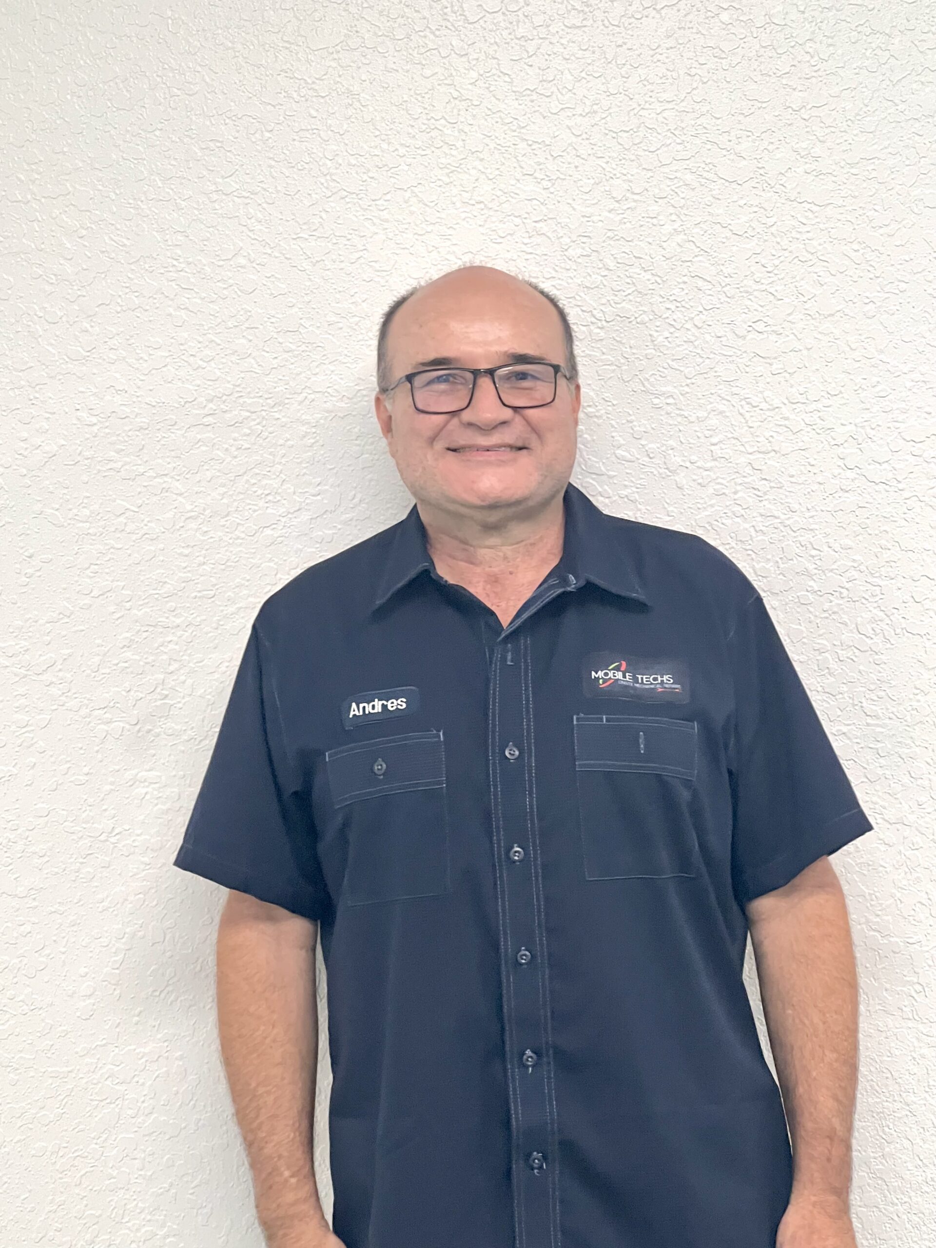 About Us - MOBILE TECHS